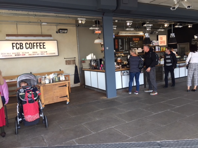 Food Shorts: FCB (Flying Coffee Bean) Cafe, Blackfriars Station