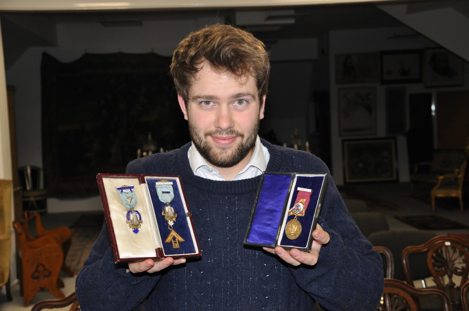 Freemasonry - in the press and under the hammer.: February 2016