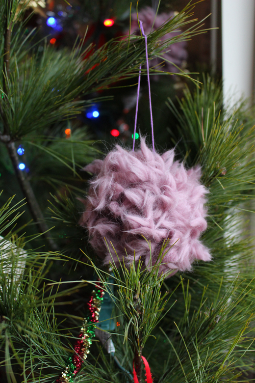 Craft Knife: How to Make a Fuzzy Ball Christmas Ornament