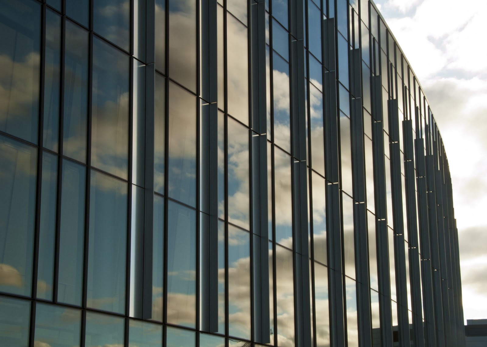 Volleyblog Seattle: How does Oregon's new arena rate for volleyball?