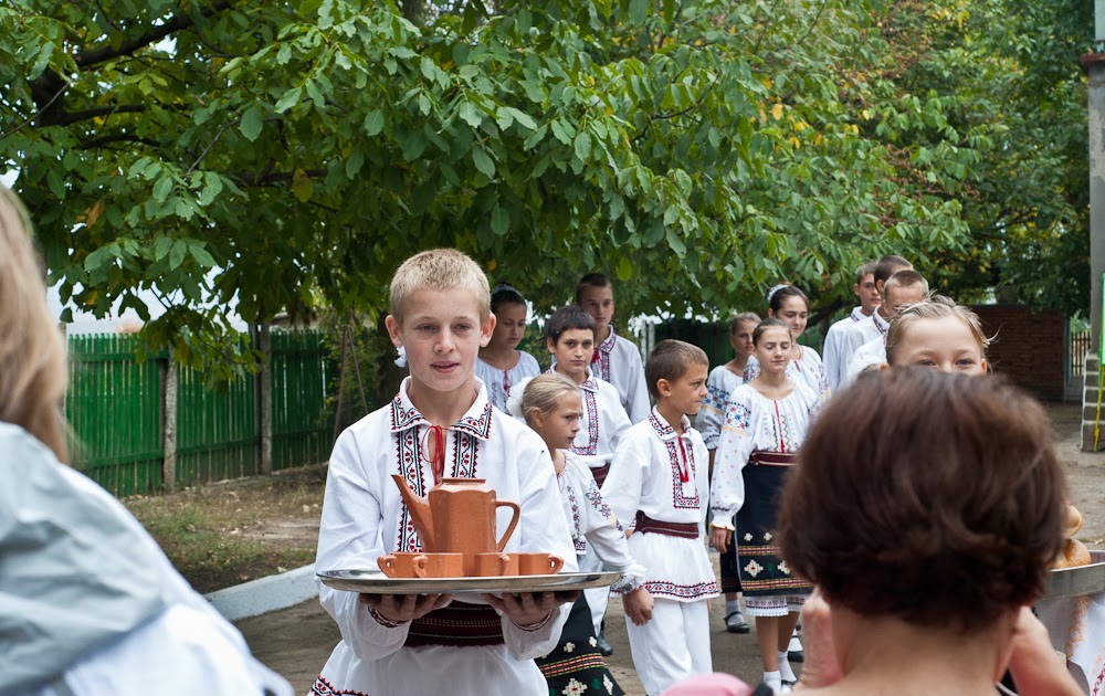 Committed Stitcher: A Warm Moldovan Welcome