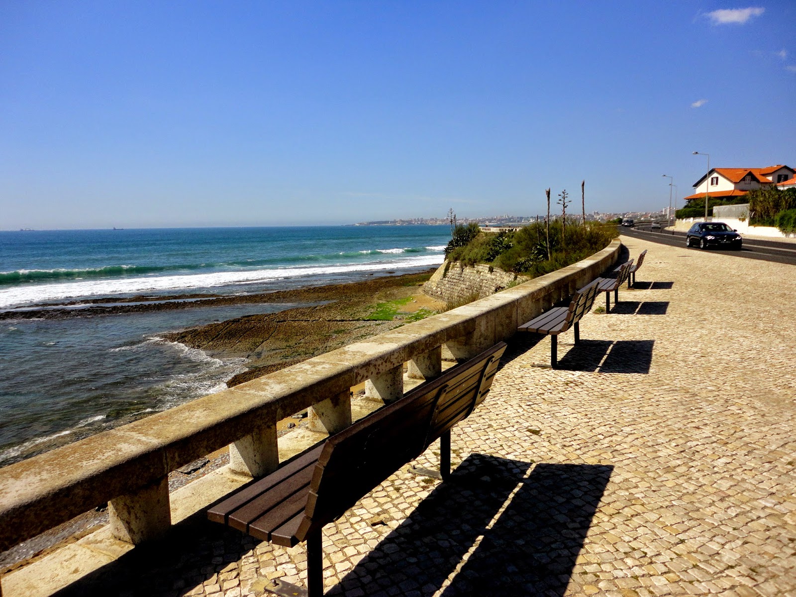 RECOMEÇO...: ESPREITANDO CASCAIS DA PRAIA DA PAREDE (LISBOA/PORTUGAL)