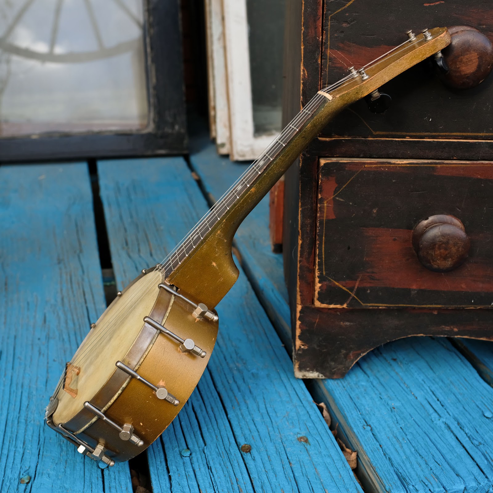 1930s Slingerland MayBell Soprano Banjo Ukulele