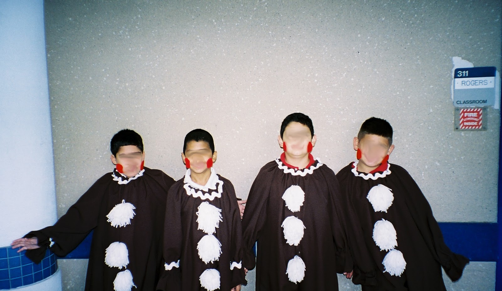 MelodySoup blog: MelodySoup Costume Solutions: The Brown Clown