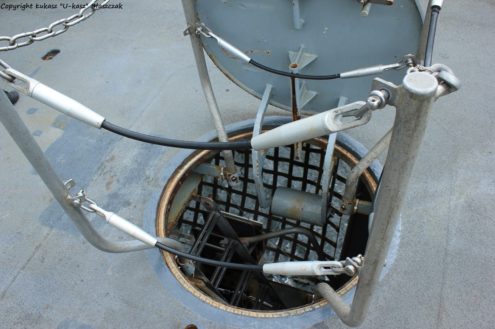 W obiektywie shipspottera czyli z migawką nad portową sadzawką: Z cyklu ...