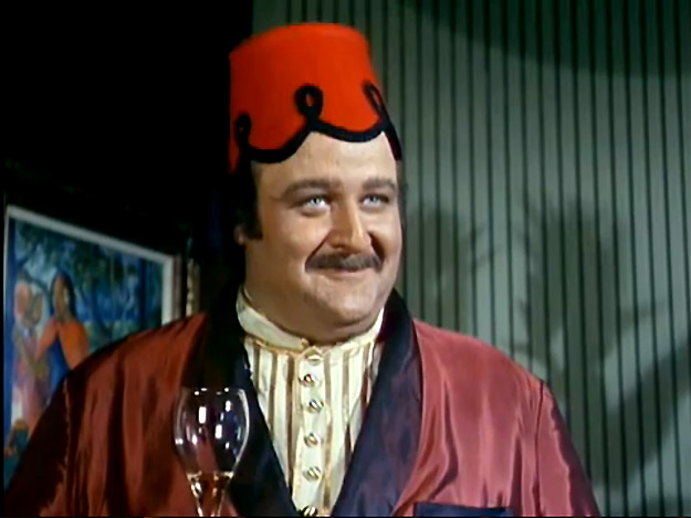 Tindalos: Victor Buono