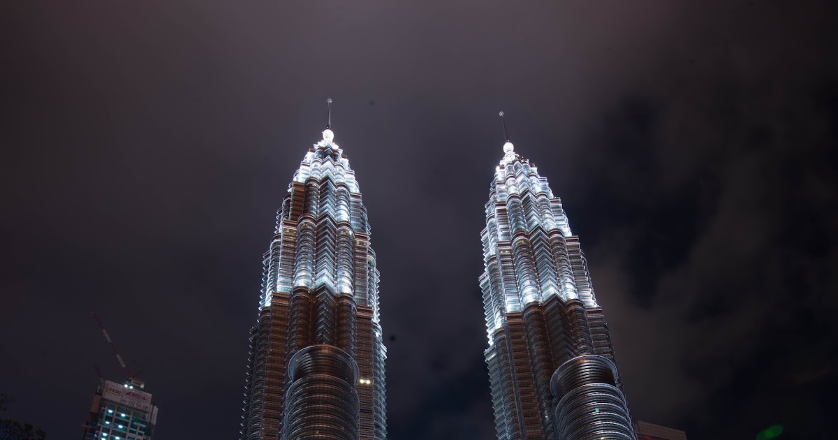 HDR PHOTOGRAPHY: Night View Of KLCC