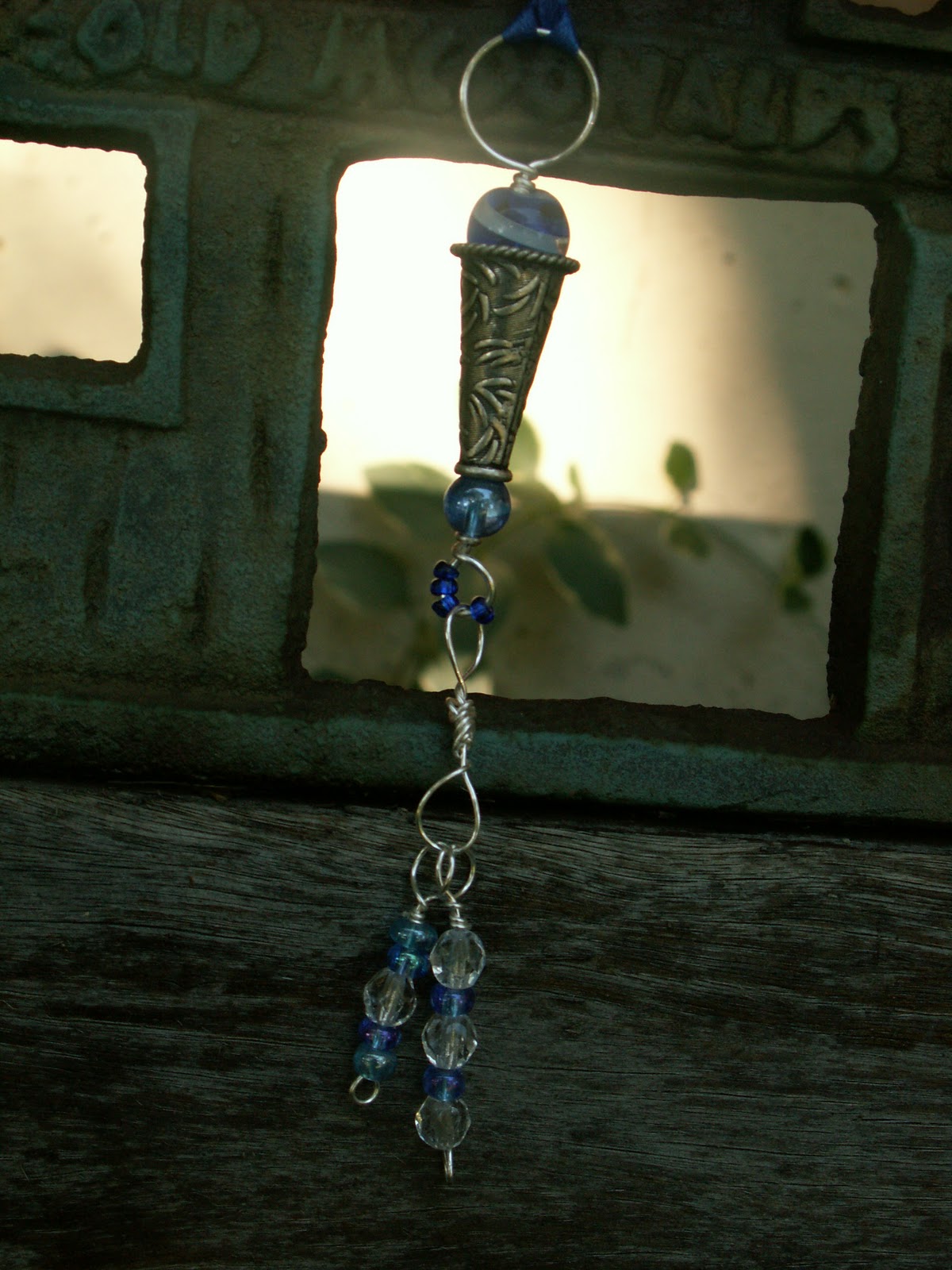 Sharyl's Jewelry & Reflections: Jewelry Photography: Still Practicing!