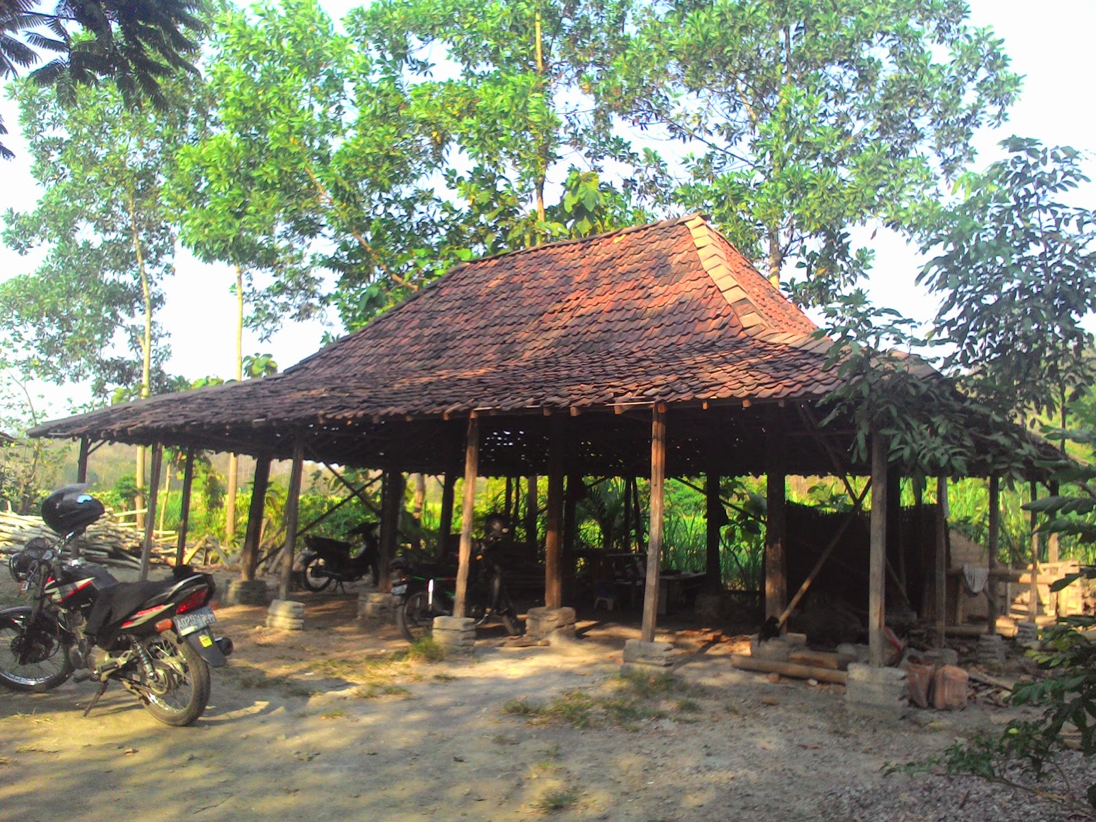 Rumah limasan jati soko 13 cm | RUMAH LIMASAN DAN RUMAH JOGLO