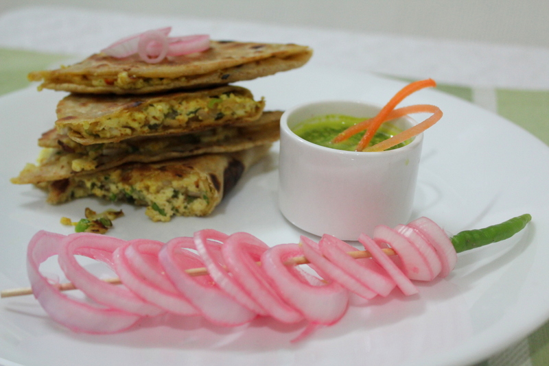 Indian Calzone with Cottage Cheese - Ribbons to Pastas