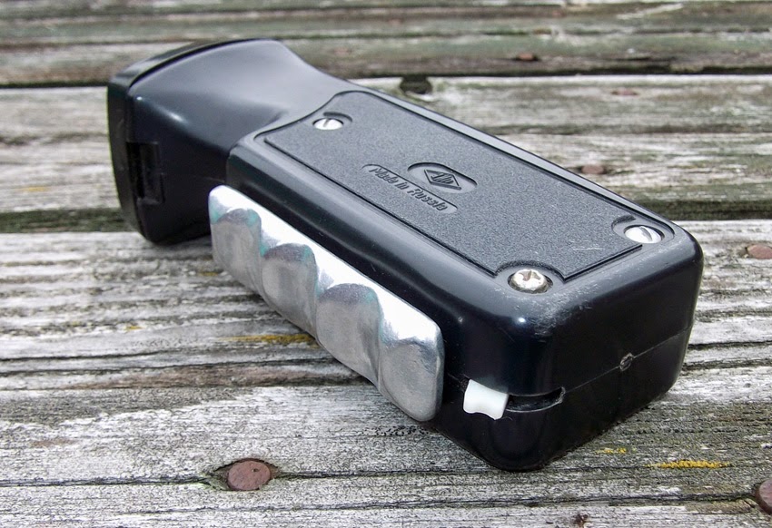 VreMax: Mechanically Powered Flashlight