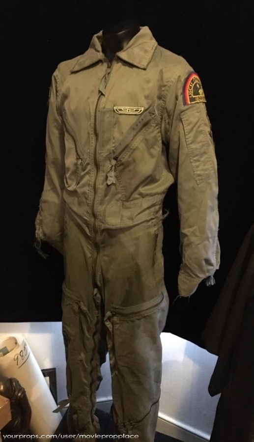 Alien Explorations: Alien: Ash's Nostromo flight suit