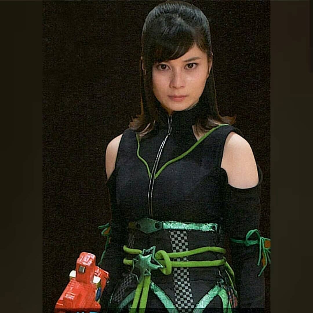 KYURANGER VS SPACE SQUAD