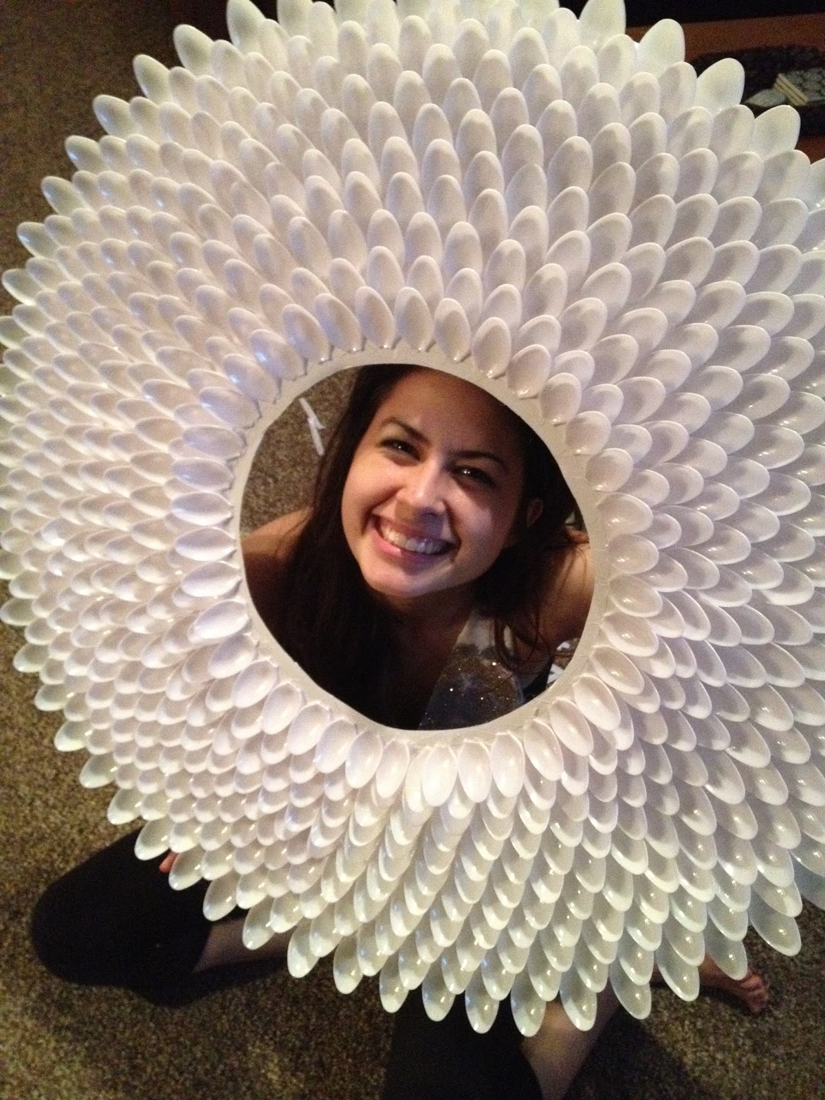 Be Chic. Be Classy. Be Creative.: DIY Sunburst Spoon Mirror