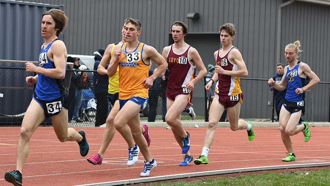 French Vocabulary Illustrated: talonner