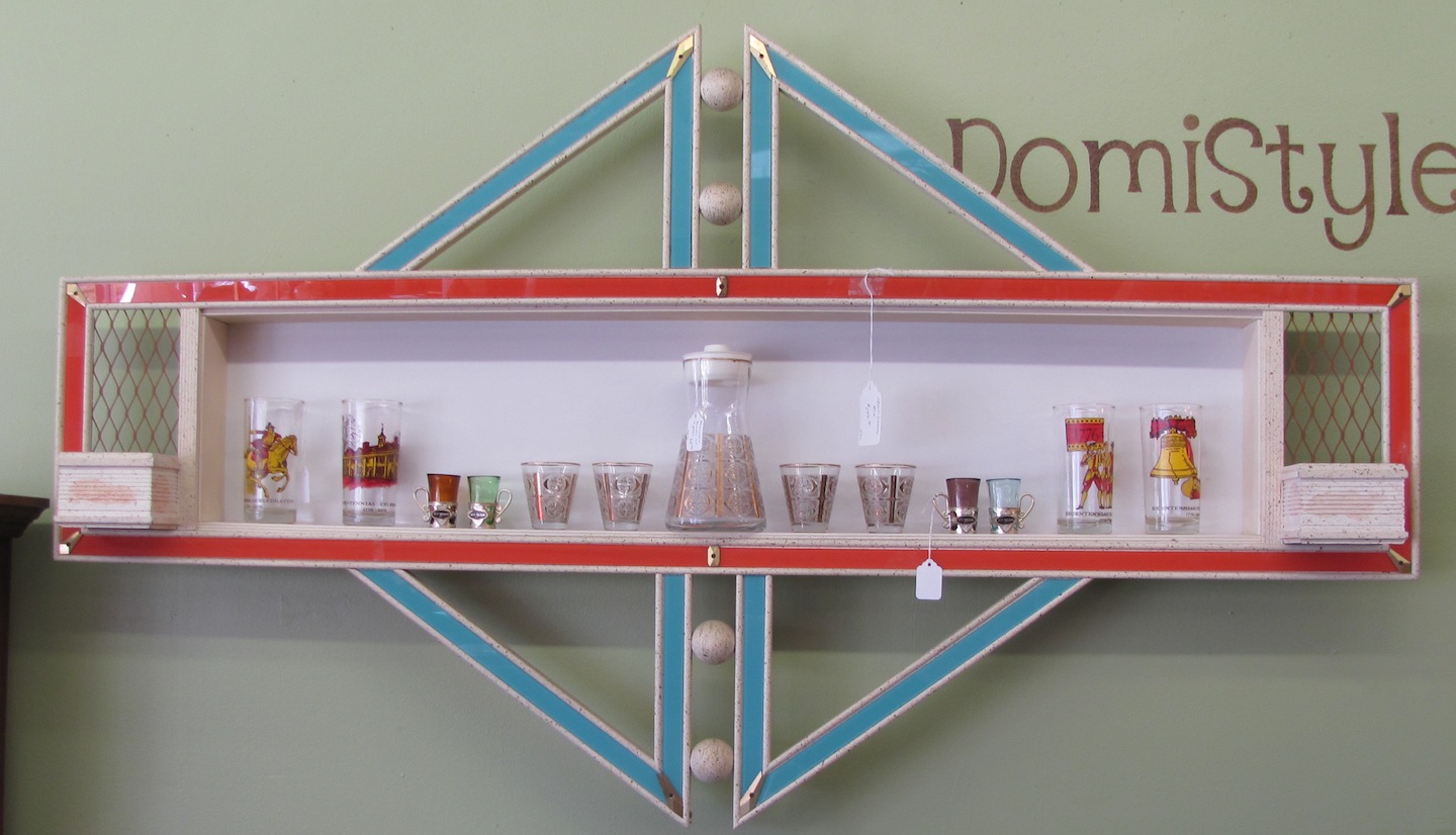 Bopfish, swimmin' in the vintage stream: DomiStyle, resale furniture ...