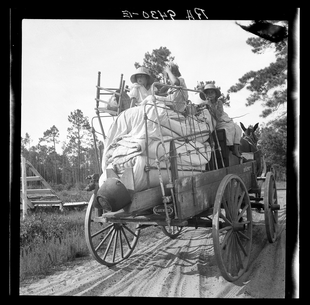 27 Vintage Photos Give Us a Peek Into What Moving Day Was Like From the ...