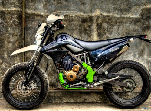 " Info - Modifikasi Kawasaki KLX 150 Dengan Aksesoris Racing Terbaru ...