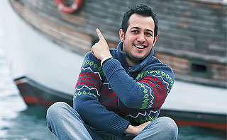 Sarp Apak Hakkında Bilgi