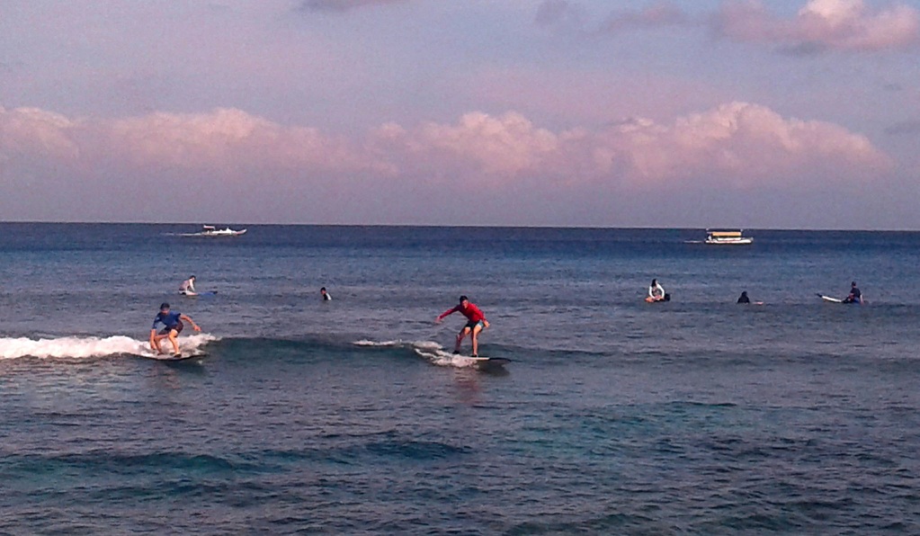 SENGGIGI OCEAN SURF SCHOOL