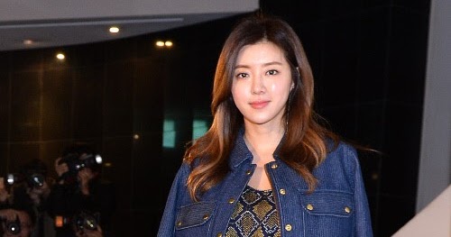 Park Han Byul lays to rest the rumors surrounding her mystery man