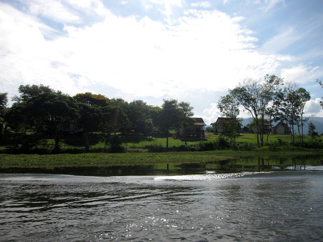 Travelholic: Tasik Raban of Lenggong Valley