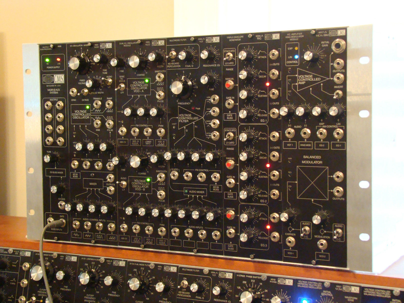 MATRIXSYNTH: CMS MR-3 Synthesizer, ARP 2500 multimode filter replica ...