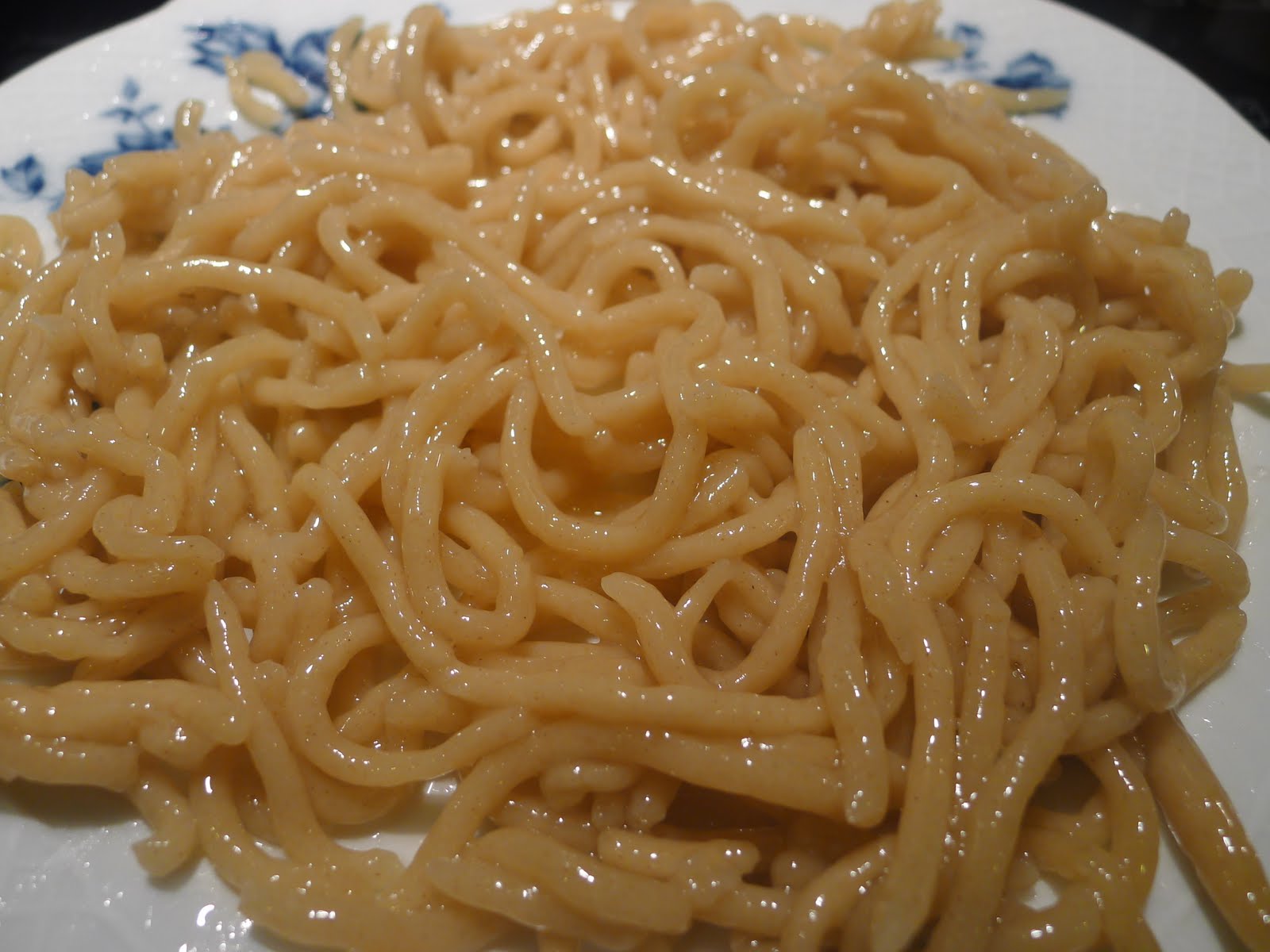 Tina's Kitchen: Yellow mee