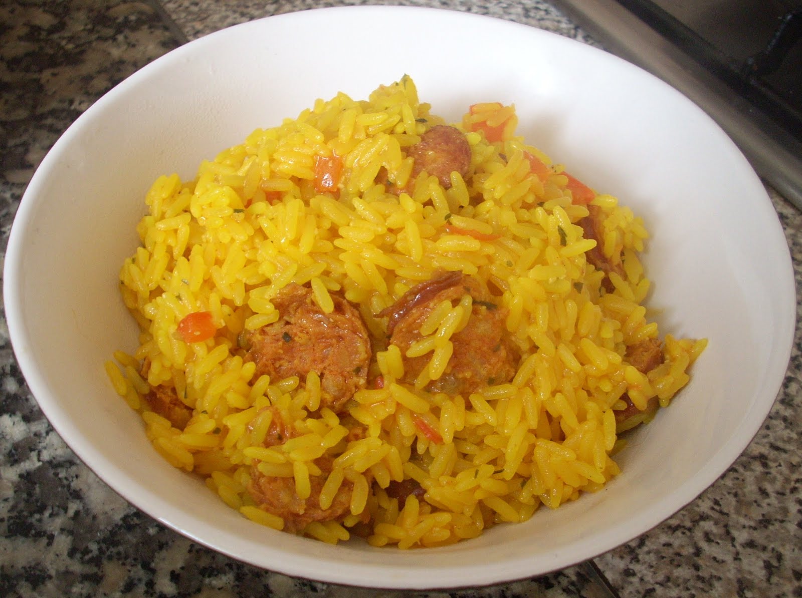 Éxitos culinarios: Arroz con chorizo