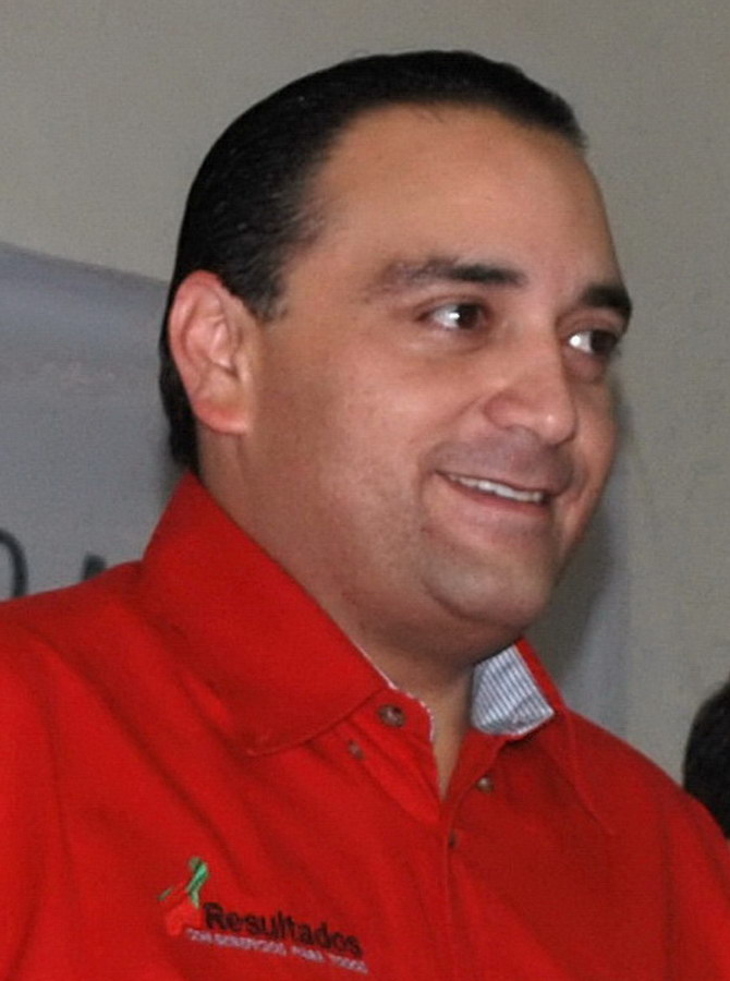 INFORMACION: EL EJECUTIVO ROBERTO BORGE ANGULO ENVIA A LA XIII ...