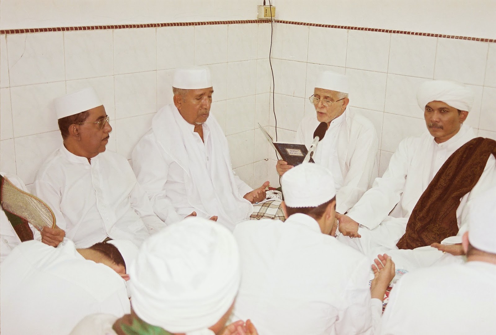 Haul Habib Neon 2004 - Majelis Ta'lim Almunawwarah