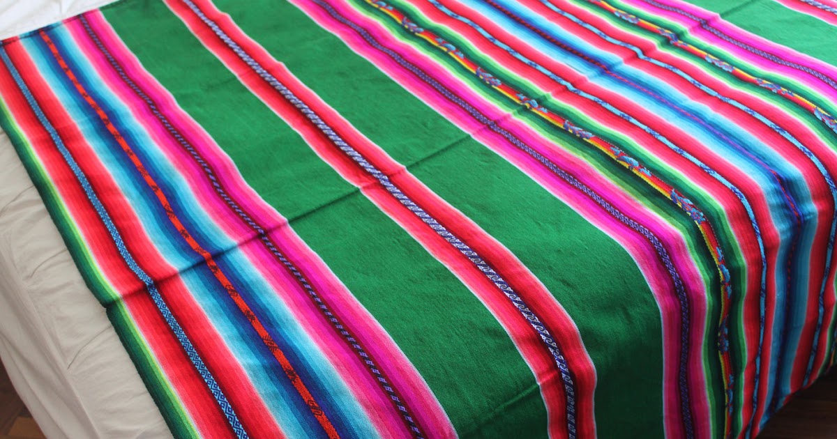 Mucho color / Estilo Aguayo