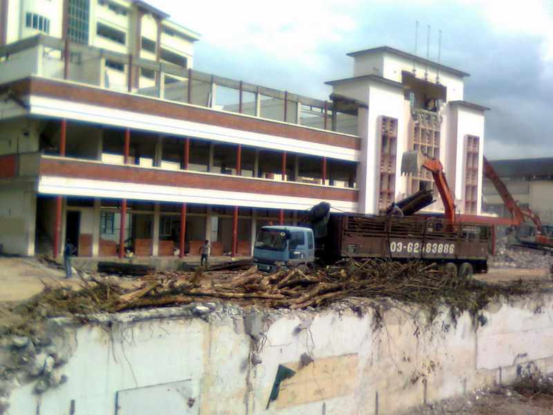 cavingliz non-cave albums: Kuen Cheng School demolition