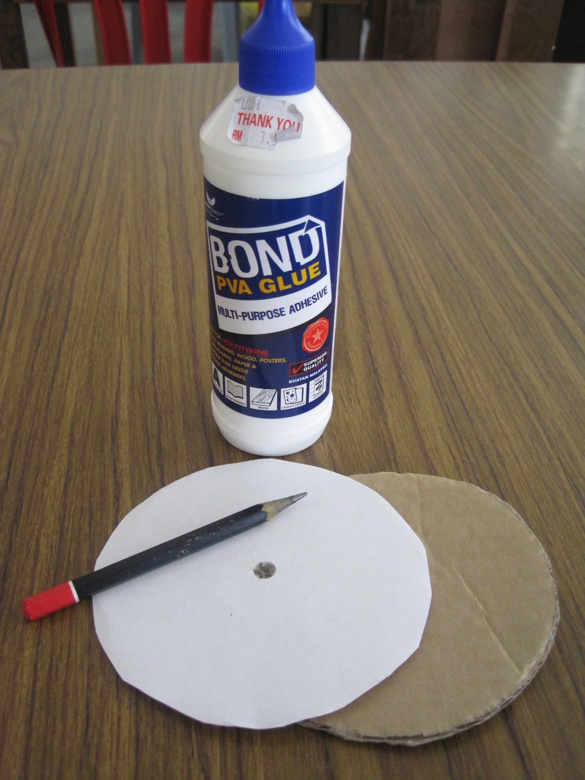 My Artistic Gallery: Bidang Mengenal Kraf Tradisional - Gasing Mudah