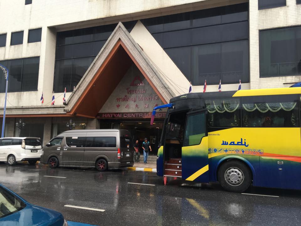 WADI BAS & VAN: Perkhidmatan Bas Persiaran dan Van di Kangar Perlis