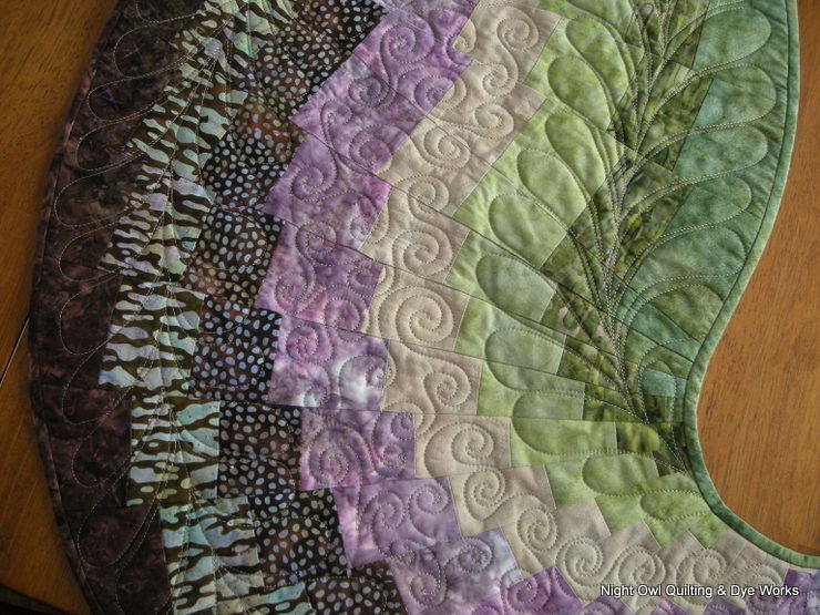 Night Owl Quilting & Dye Works: Spicy Spiral Table Runner