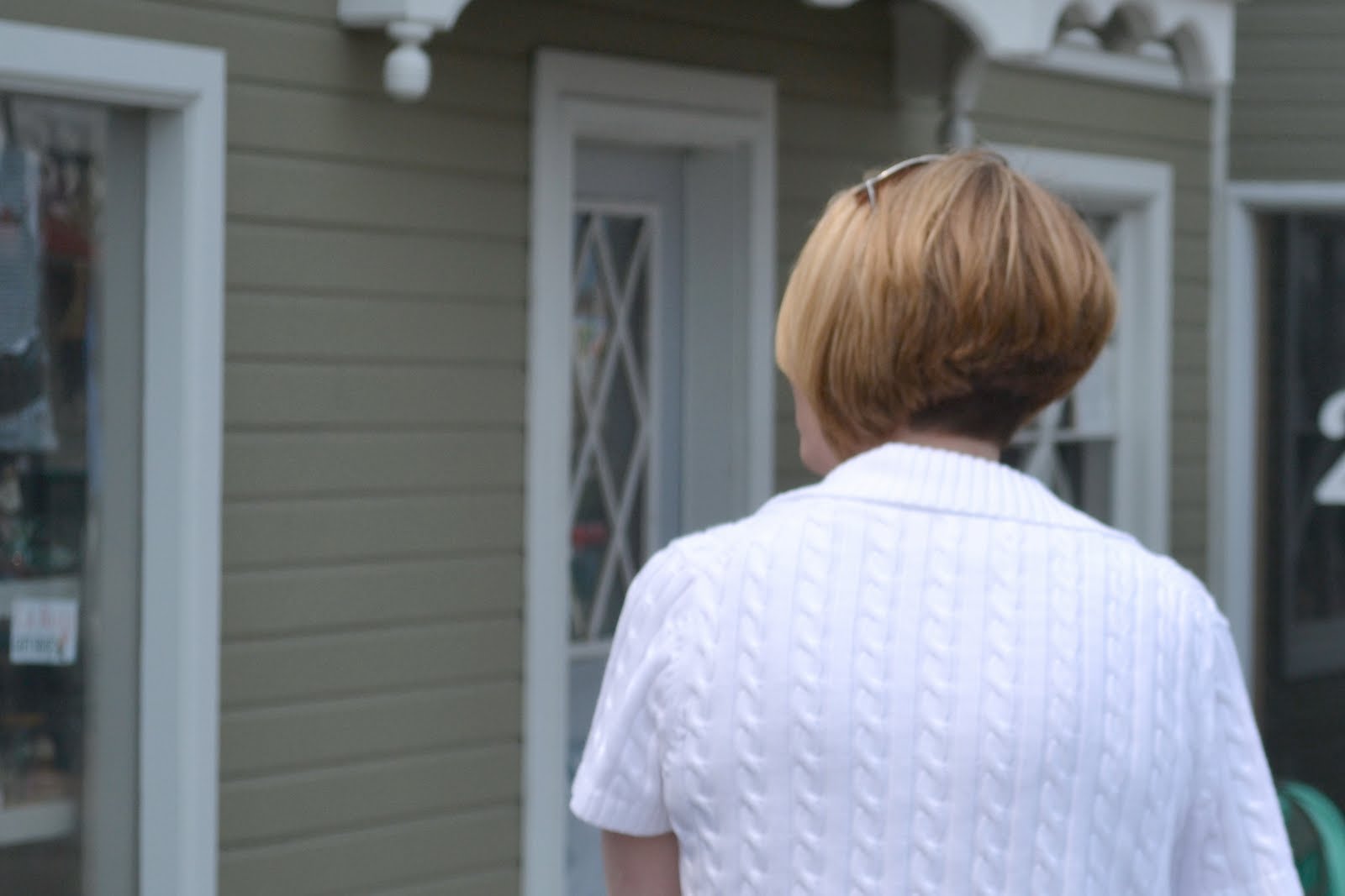 Celebrity Hairstyle: Mrs. Cool Bobs Styles