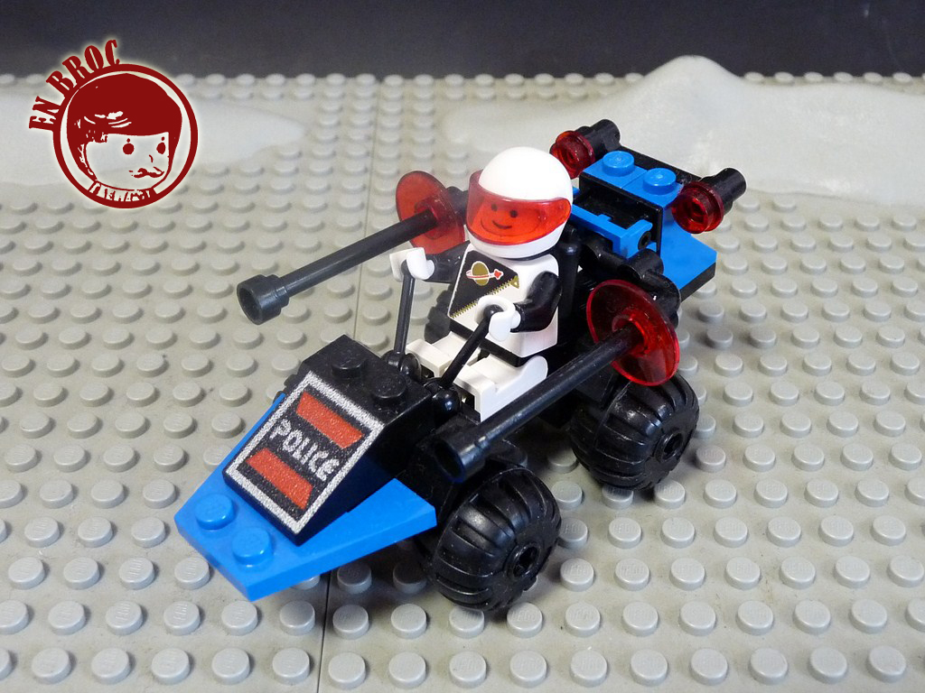 en-broc: Lego 6831 : Message decoder, Space Police, 1989