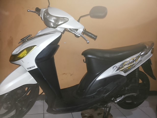 YAMAHA MIO SMILE CW THN.2010 PUTIH - JAKARTA Mokas