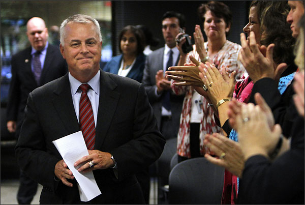 Kentucky School News and Commentary: Ta Ta, Anthony