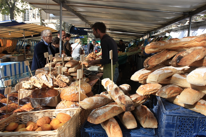 Max's World: goat's cheese, salami and organic bread from place monge ...