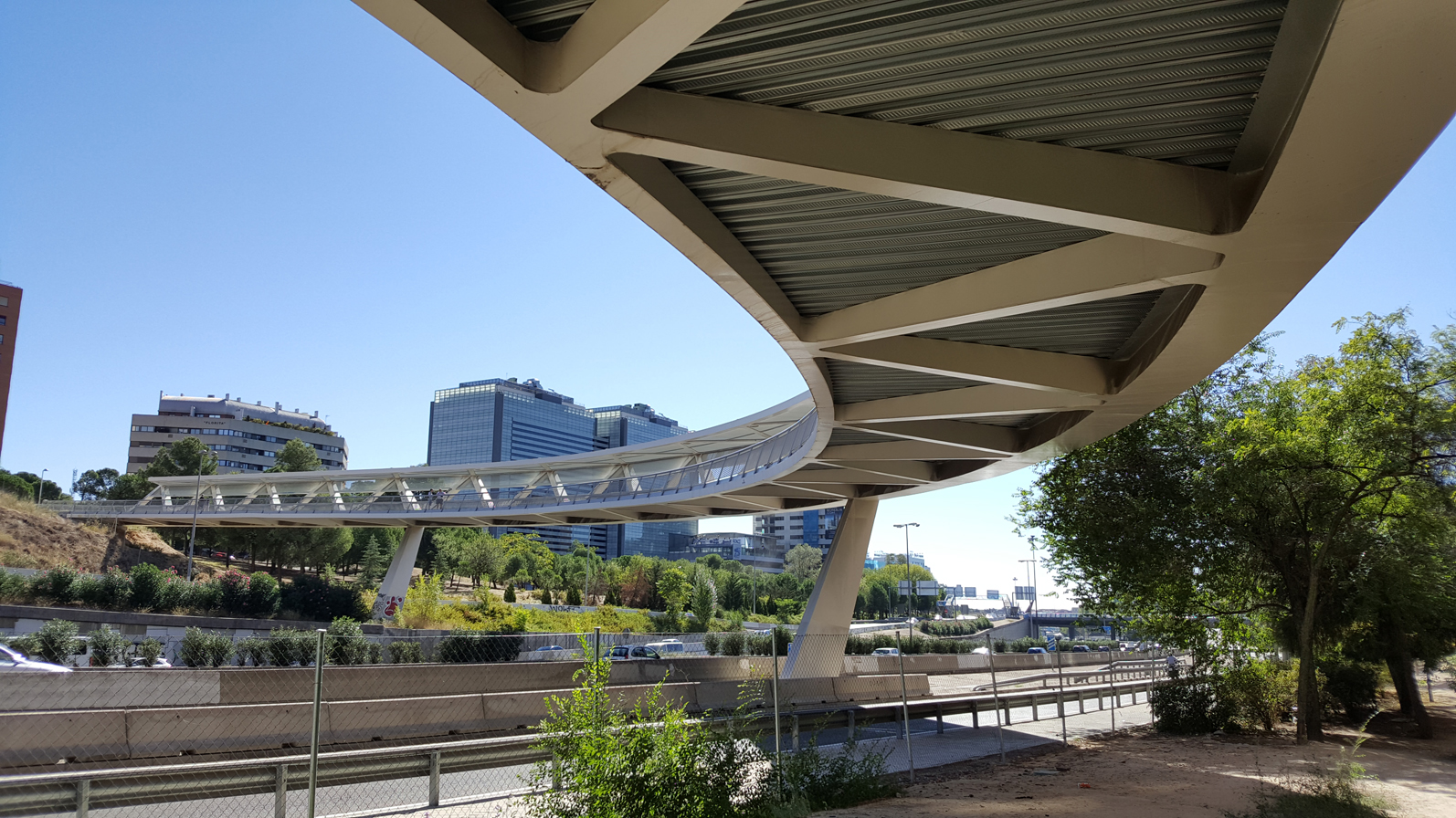 The Happy Pontist: Spanish Bridges: 1. Paloma Footbridge, Madrid