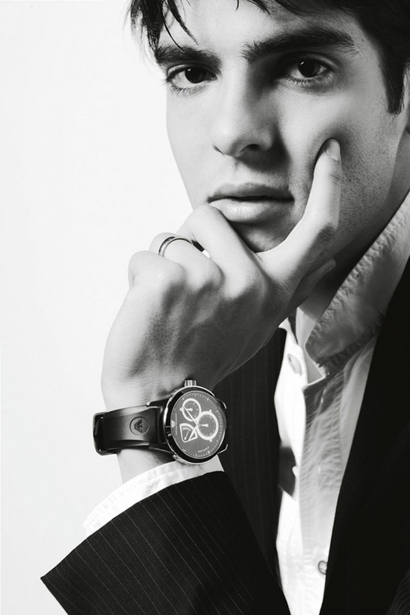 top footballer wallpaper: Ricardo Kaka Fashion Style