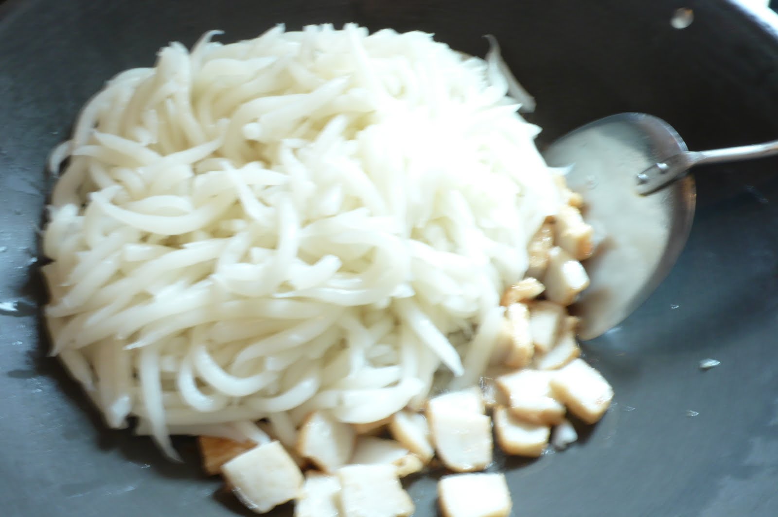 Fried Loh See Fun With Minced Meat