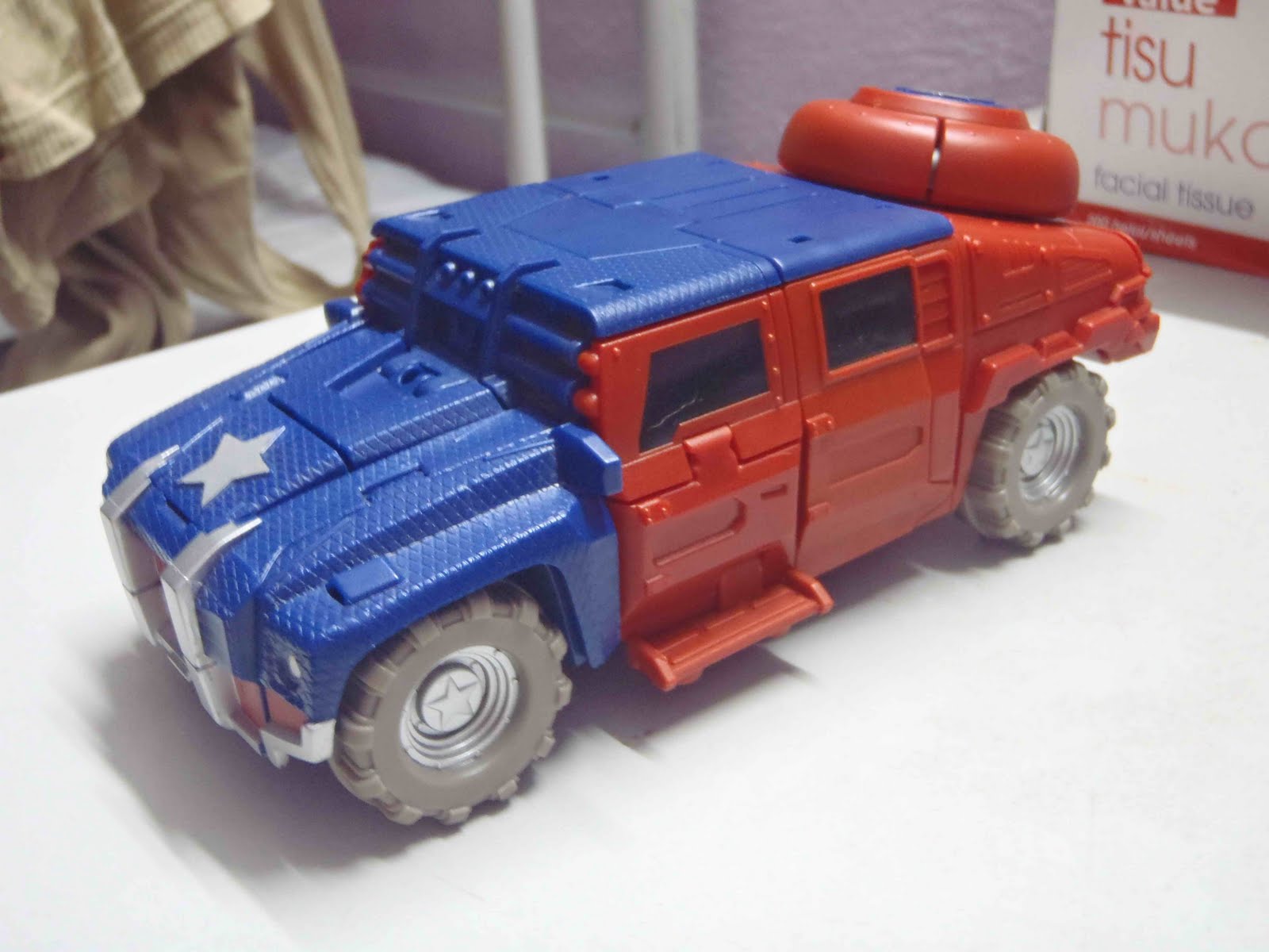 New Planet Cybertron: Transformers Review – Captain America (Marvel ...