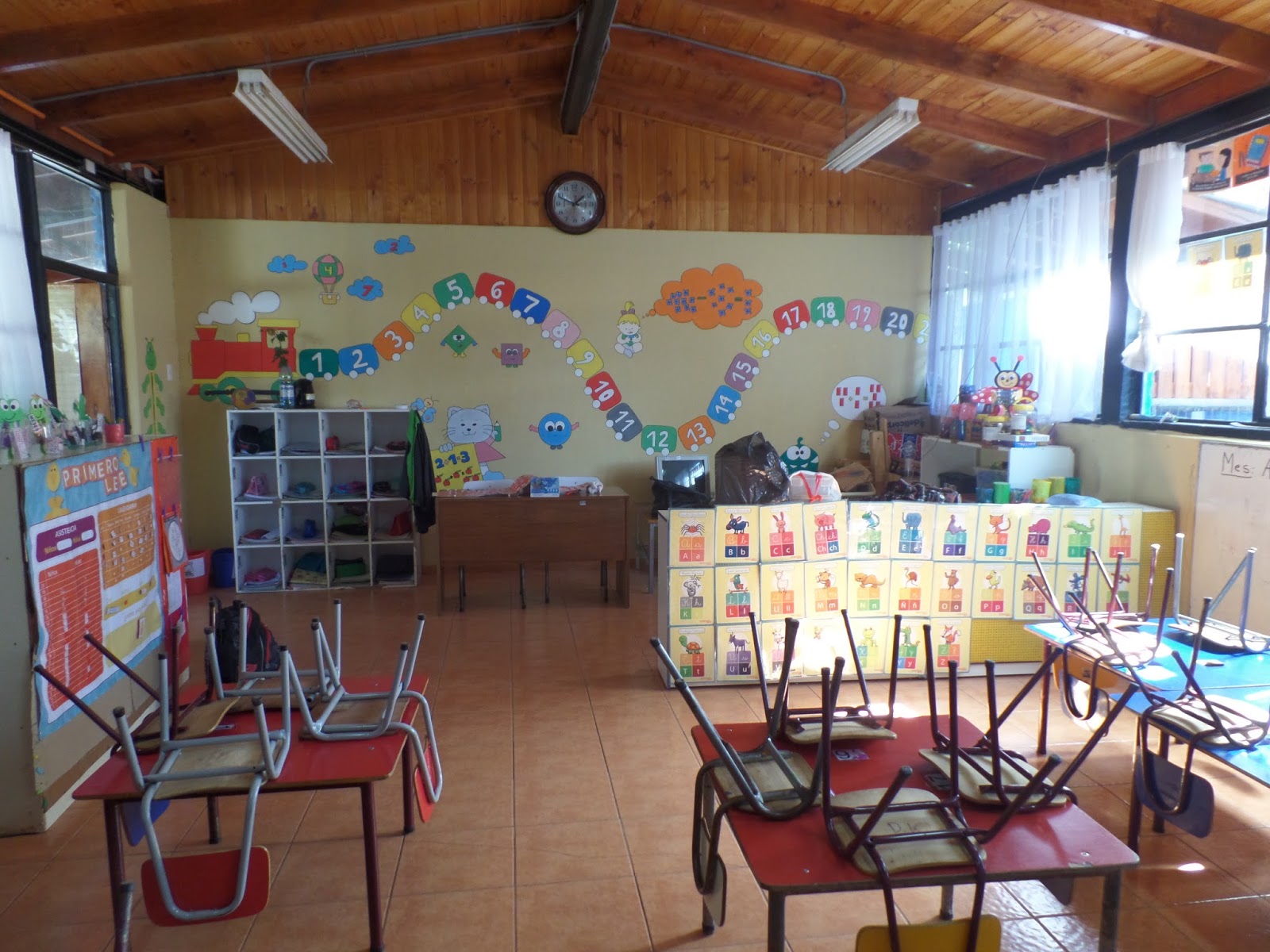 Giselle Calderón: Mural Espacio Matematicas