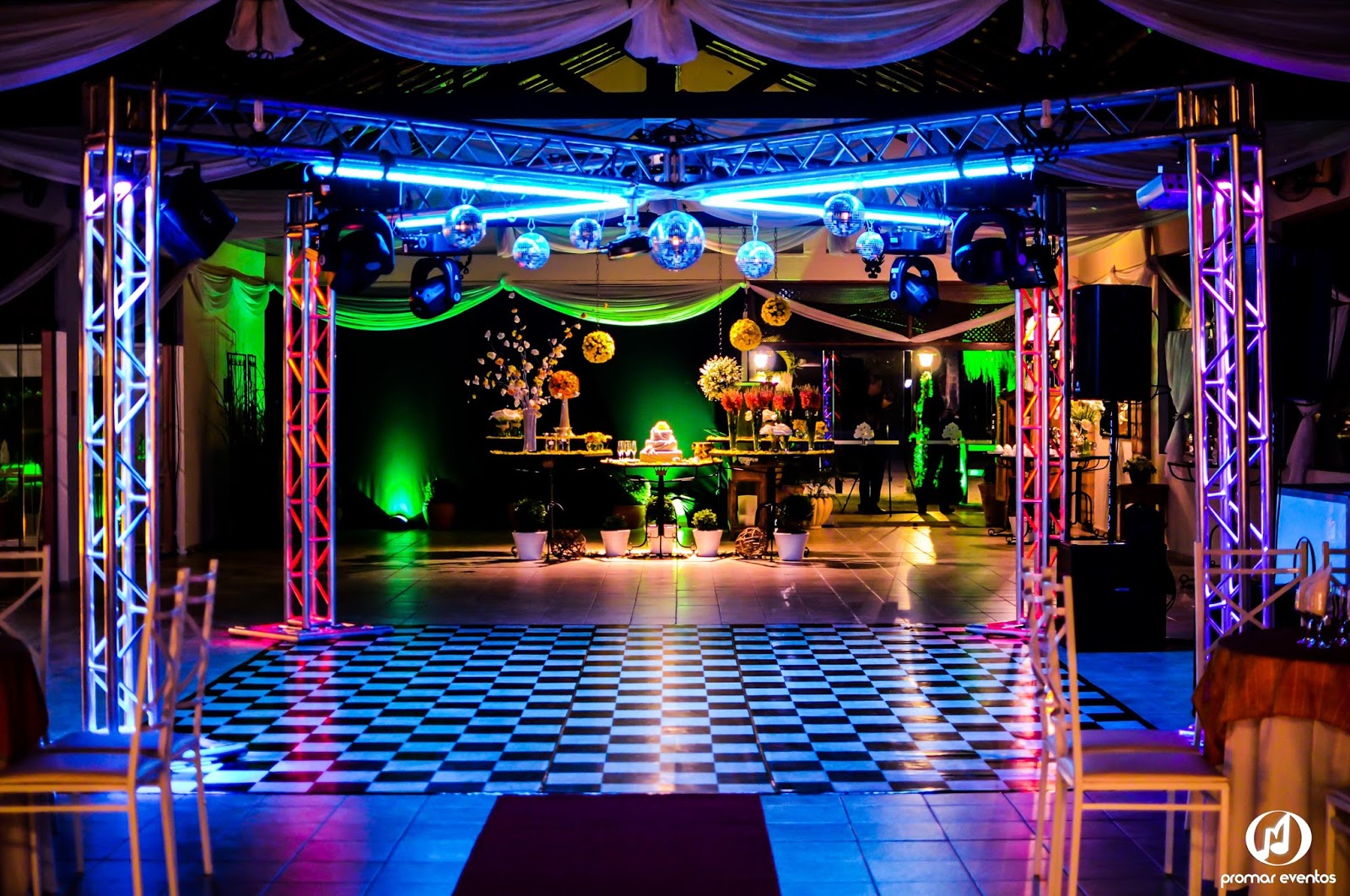 DJ, Som e Iluminação Festas e Eventos | SMILE RECORDS | DJs em SP