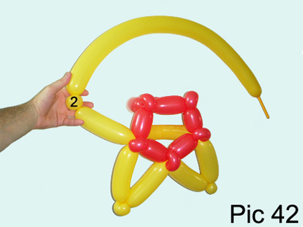 CLASSICAL: Balloon shield