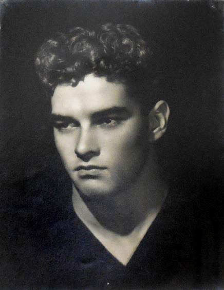 Hot Vintage Men: The Moody Boy