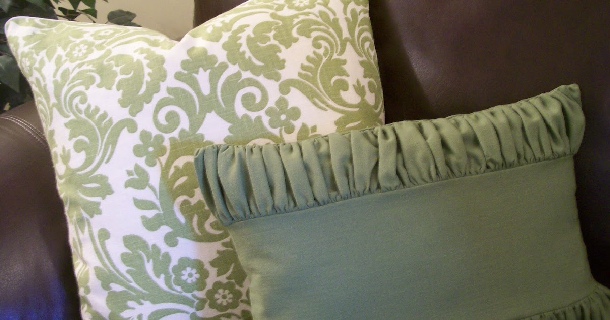 Serving Pink Lemonade: Tutorial: Accent Pillow with Cording